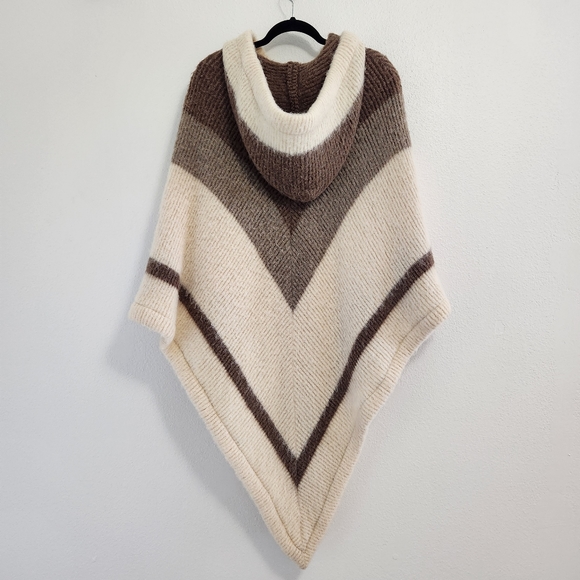 icewool | Sweaters | Icewool Poncho Womens Hood Vintage Western Wool ...